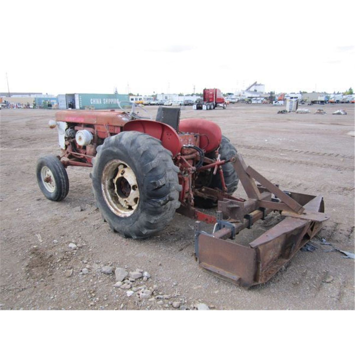 1960 International Harvester 460 Diesel Utility Ag. Tractor