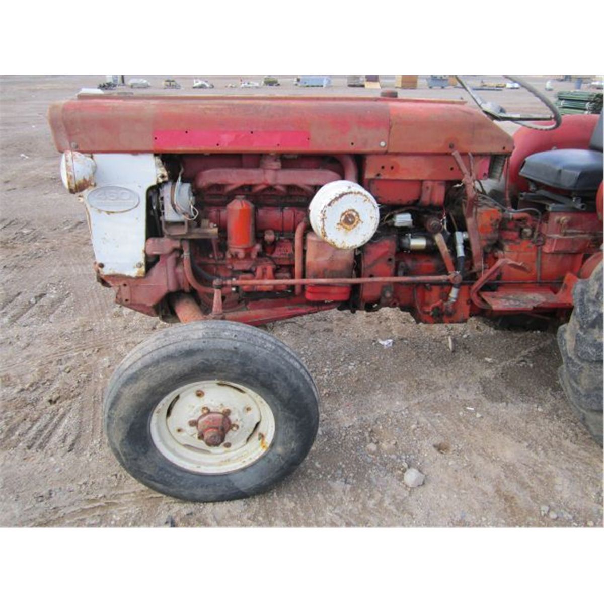 1960 International Harvester 460 Diesel Utility Ag. Tractor
