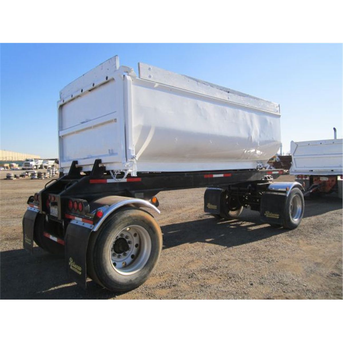 1989 Reliance T/A Transfer Trailer