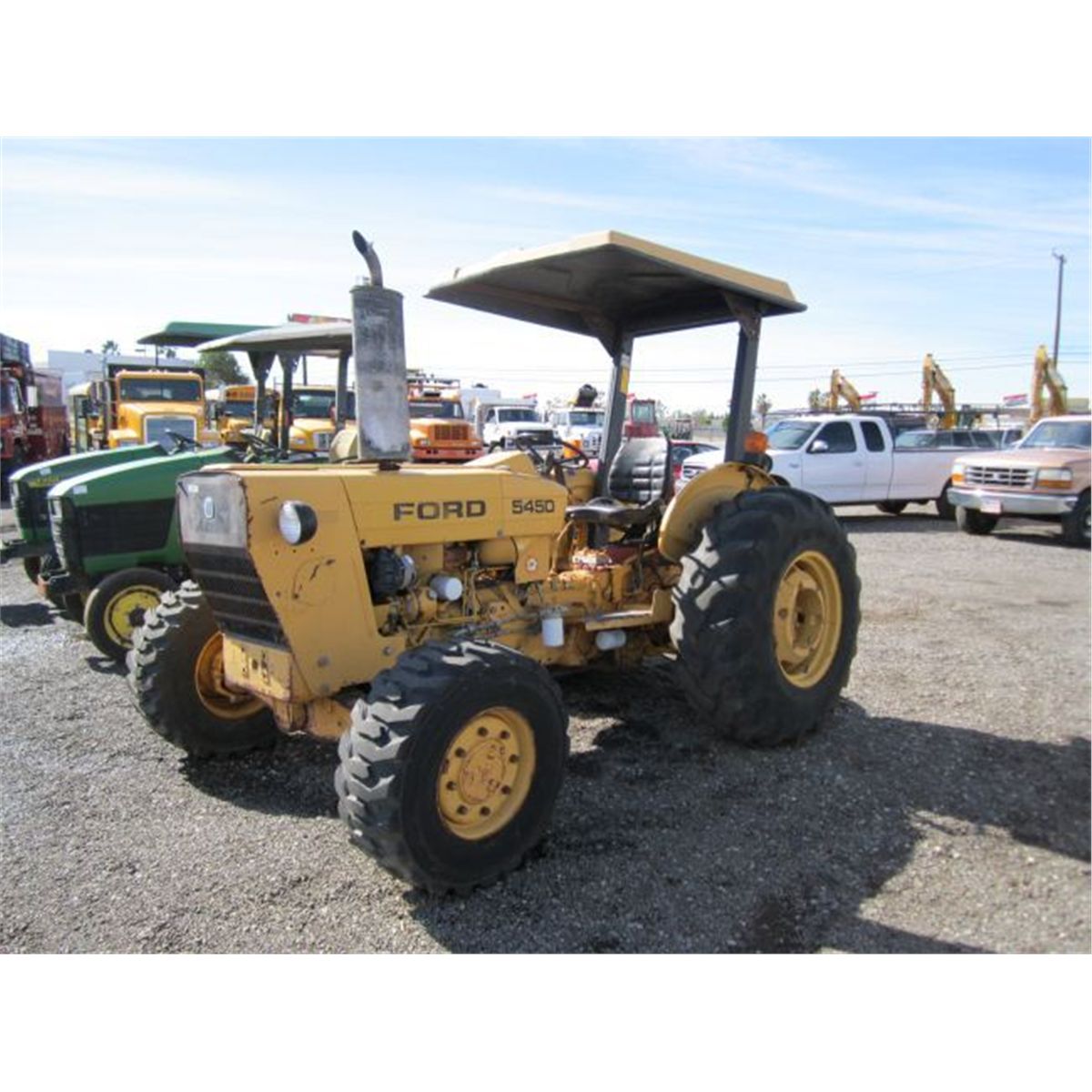 Ford 545D 4x4 Ag Tractor