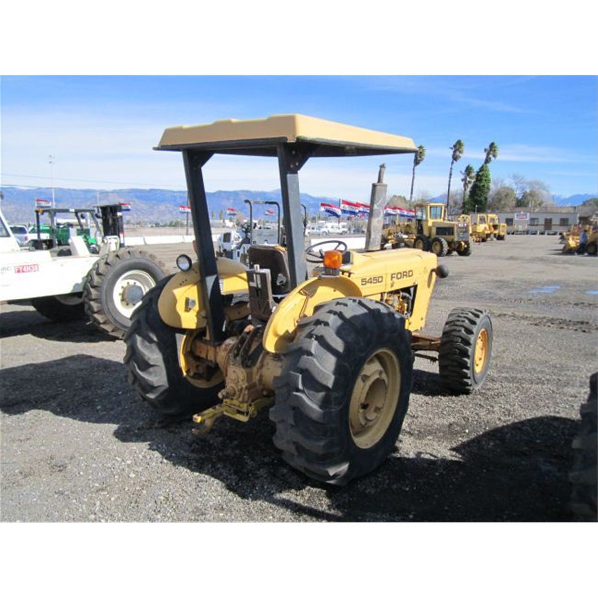 Ford 545D 4x4 Ag Tractor