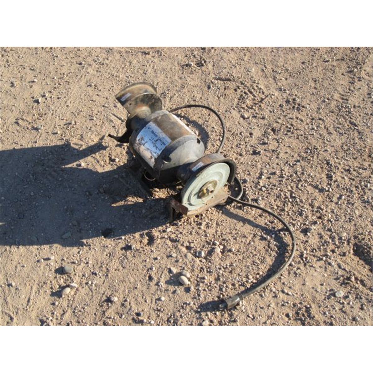 All-Trade 1973-G-6 1/2 Hp 6" Bench Grinder