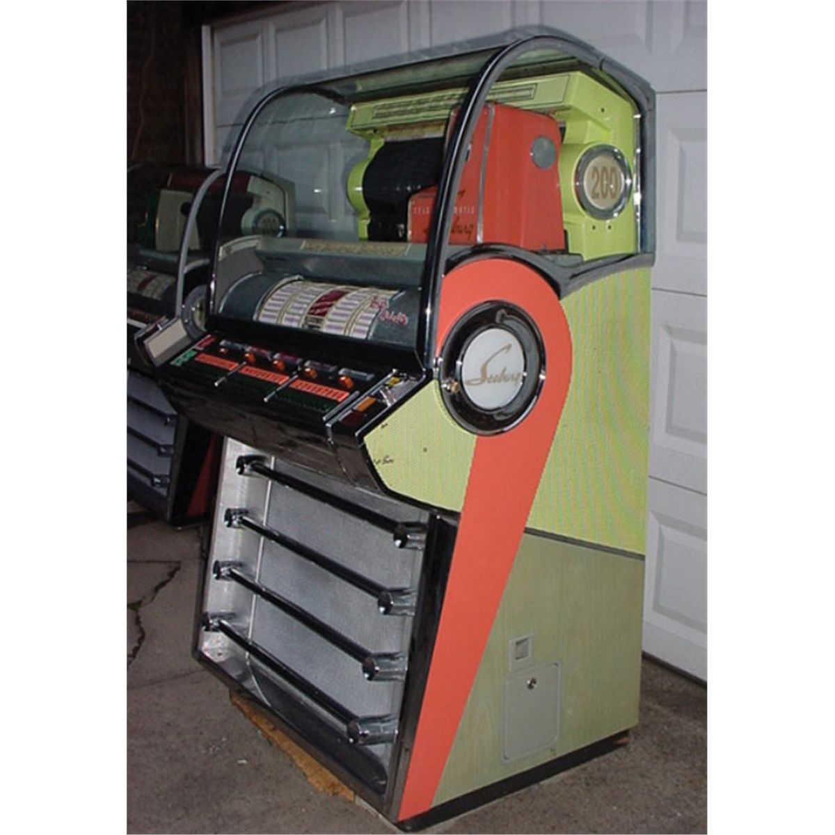 1957 Seeburg VL200 Jukebox