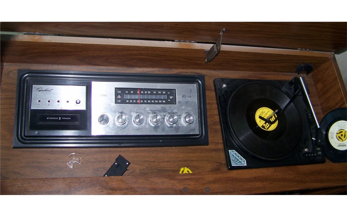 Classic 1970's Era Entertainment Cabinet with Working Eight Track ...