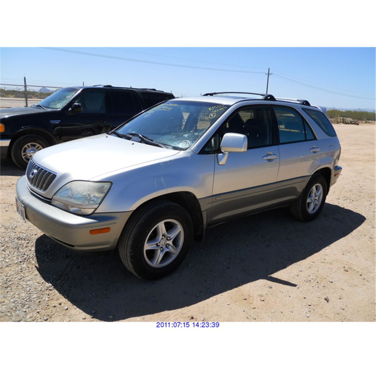 2001 - LEXUS RX300