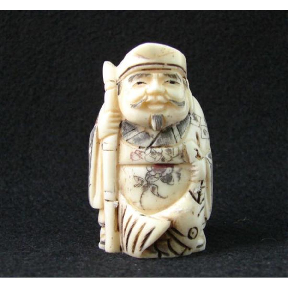 MWF1542F Handcarved Ox Bone Netsuke Figure