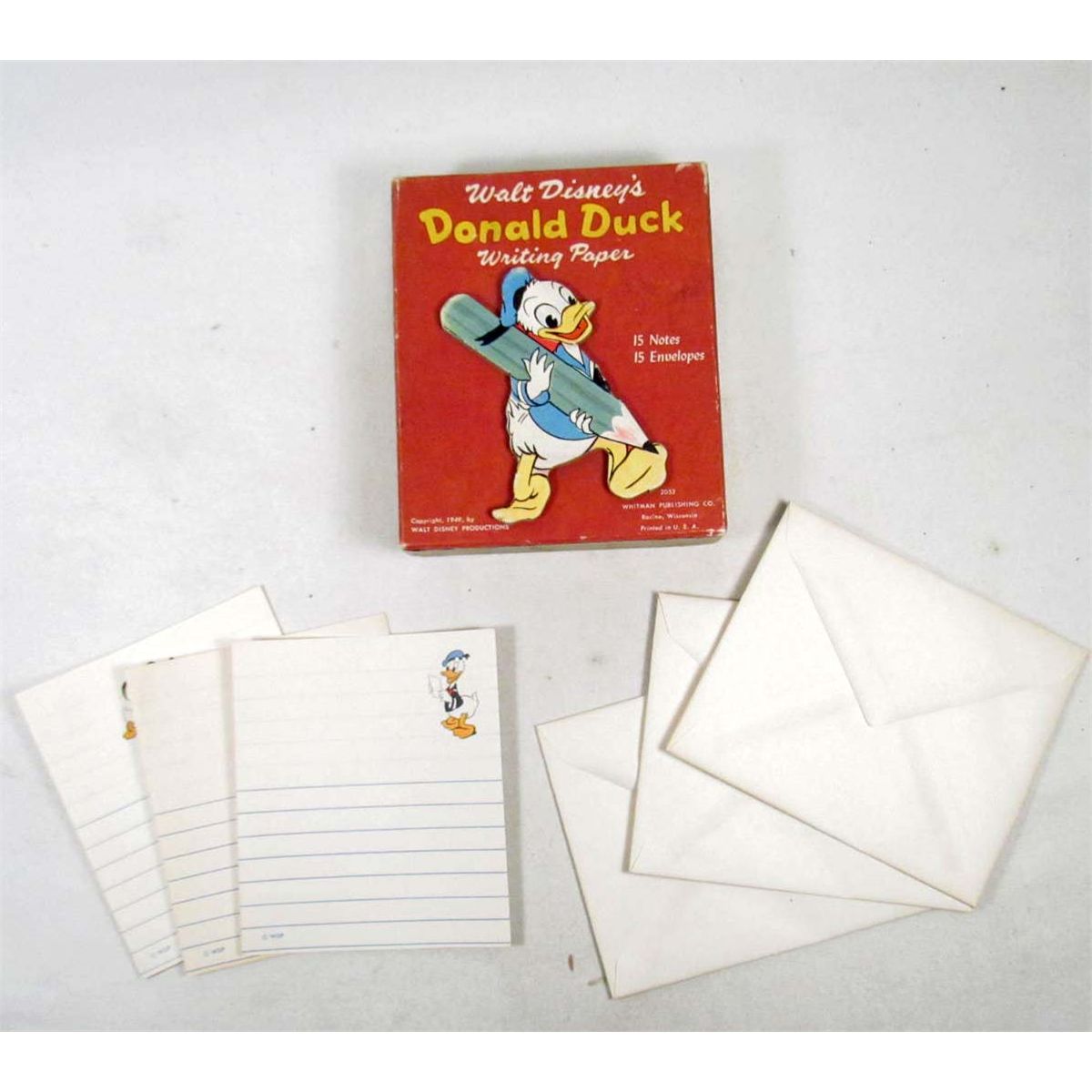 446 - 1949 DONALD DUCK BOXED WRITING PAPER - WALT DISNEY