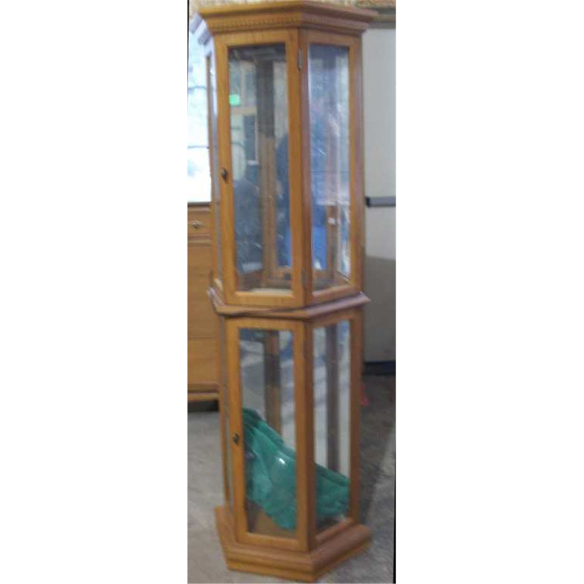 Lighted 3 Sided Mirror Backed Display Cabinet, 5 Glass Shelves