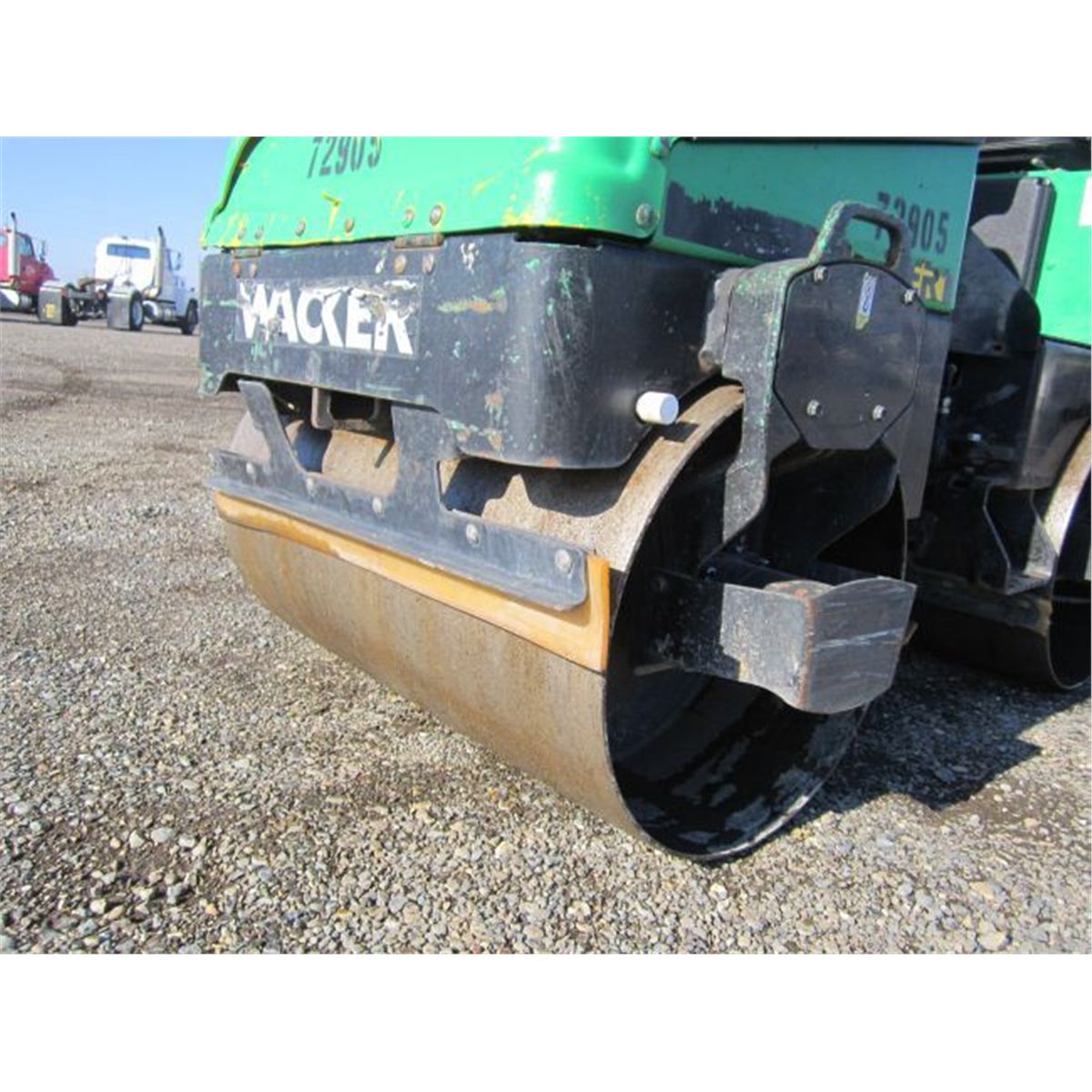 2005 Wacker RD11A 36" Double Drum Roller