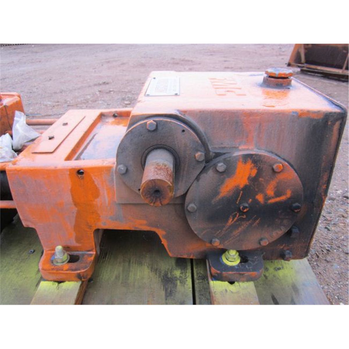 FMC L-16 Horizontal Triplex Piston Pump