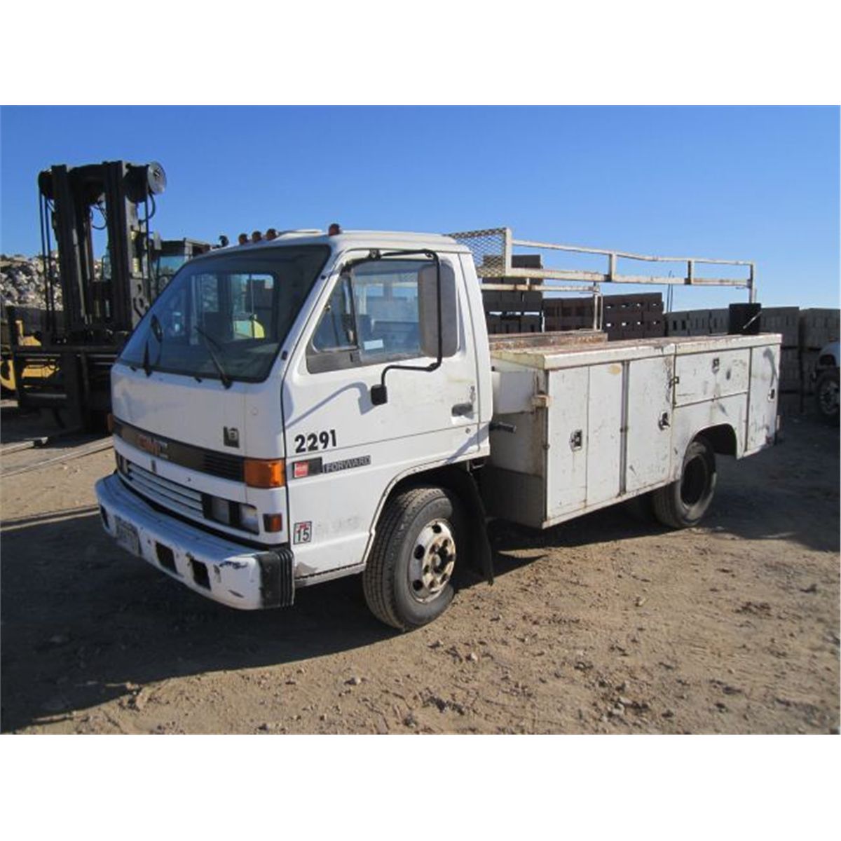 1994 GMC Forward S/A Cab-Over Utility Truck