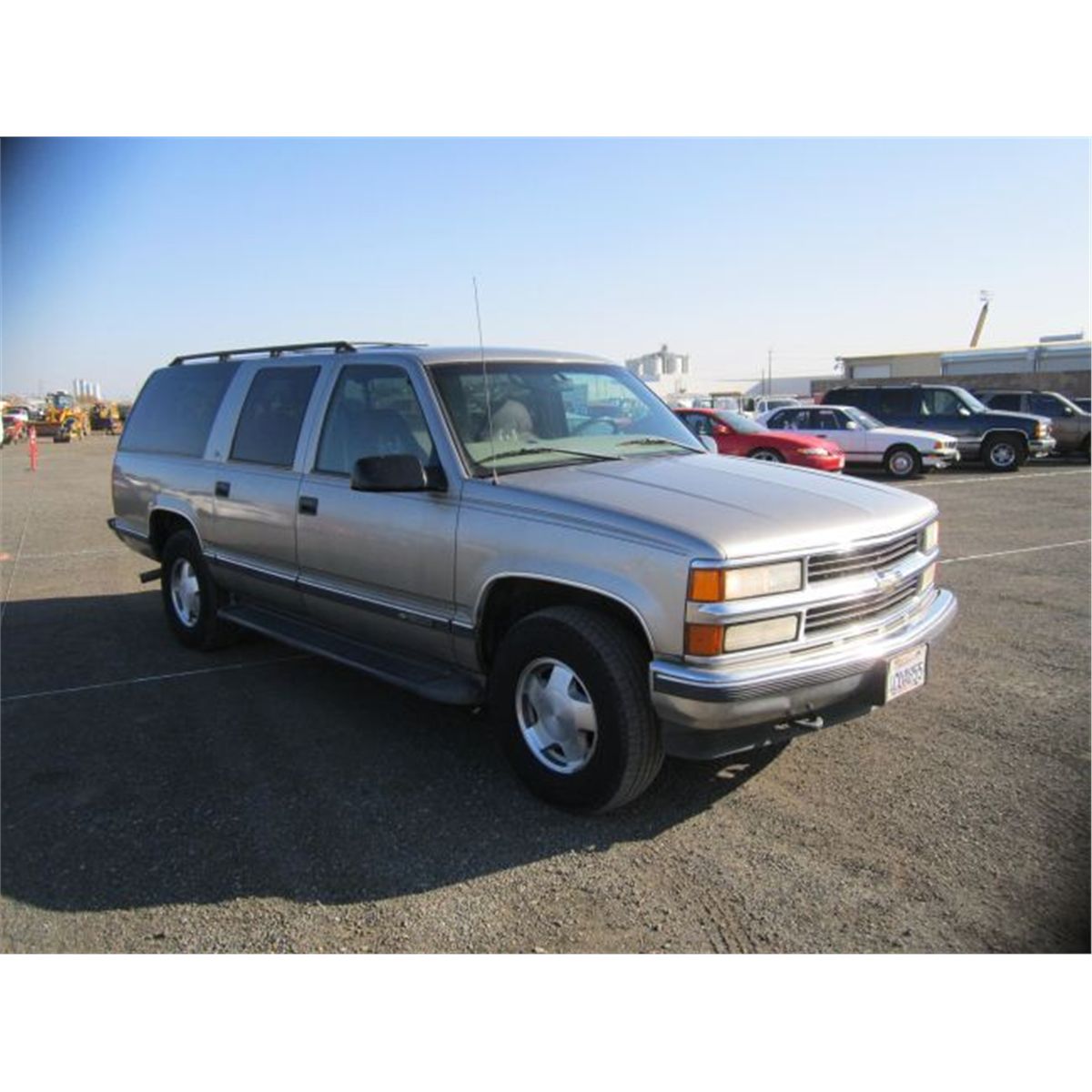 1999 Chevrolet Suburban 1500 LT 4x4 SUV