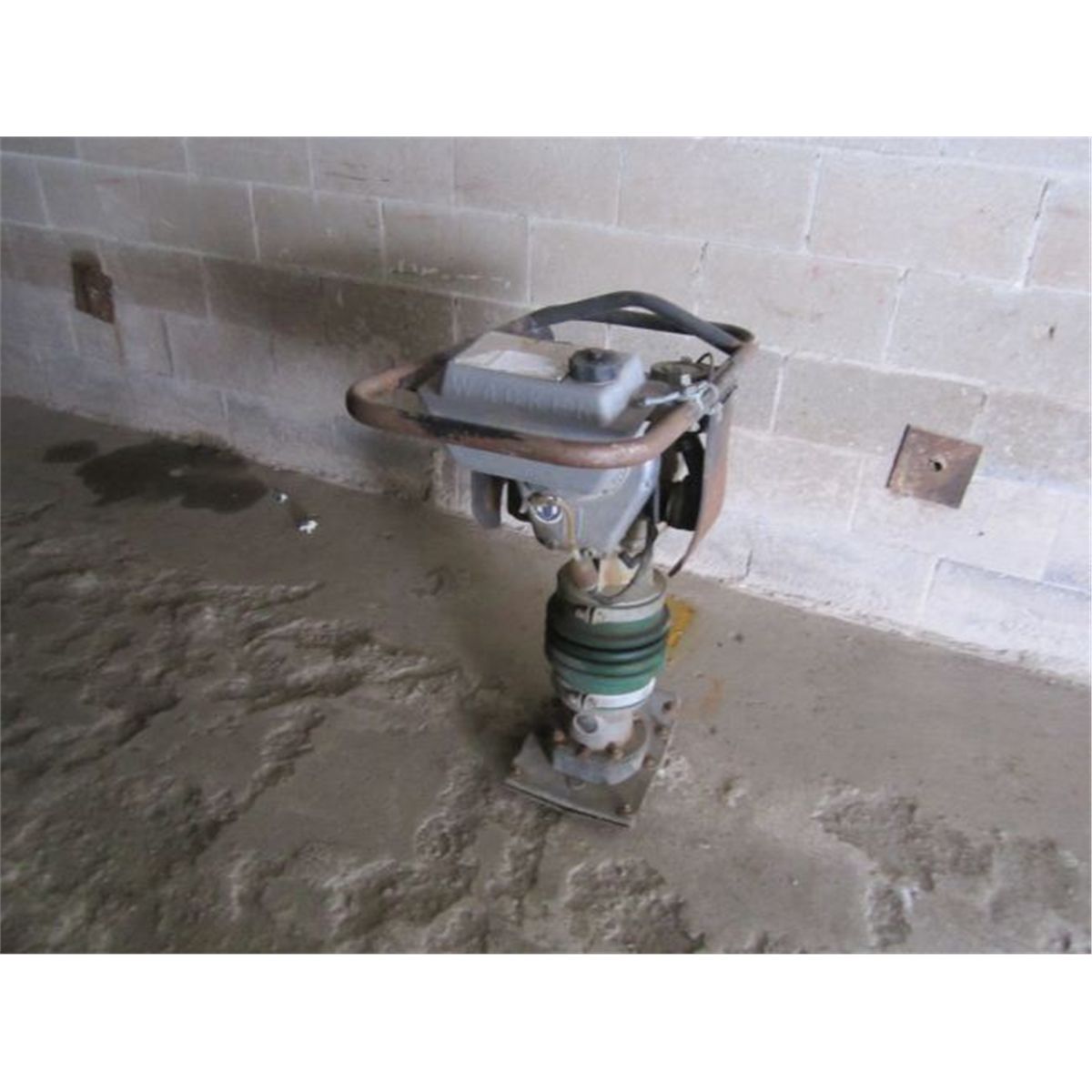 Wacker BS60Y 135lbs Upright Tamper