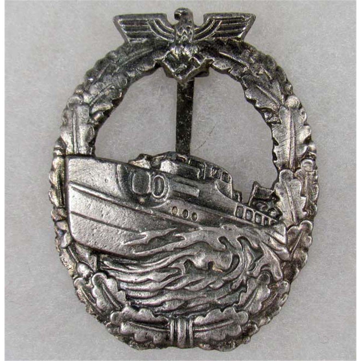 GERMAN NAZI KRIEGSMARINE E-BOAT BADGE - 1ST PATTERN