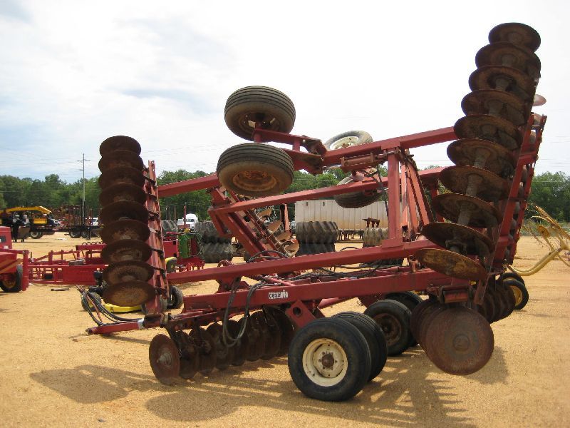 CASE 496 DISC HARROW - J.M. Wood Auction Company, Inc.