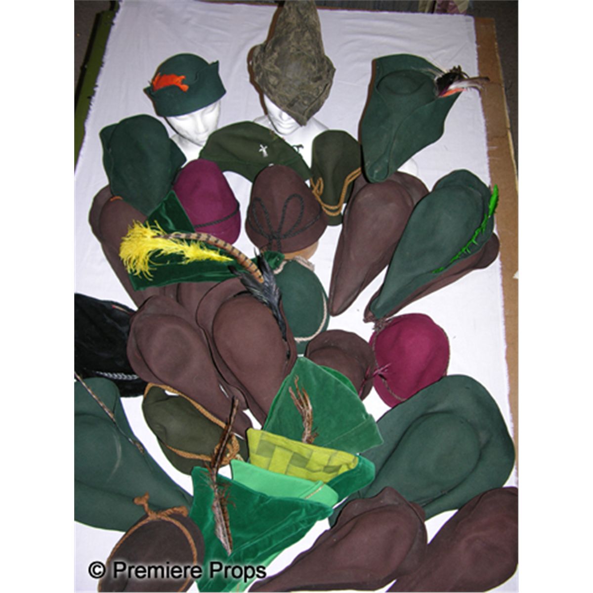 Lot of Robin Hood, Commoner & Elf hats