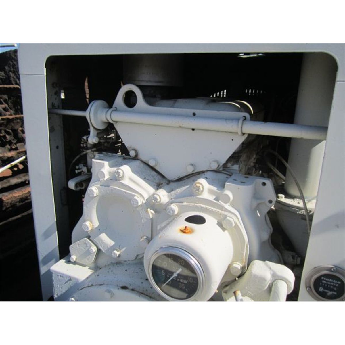 Clarks 601 S/A Towable Asphalt Windrow Elevator