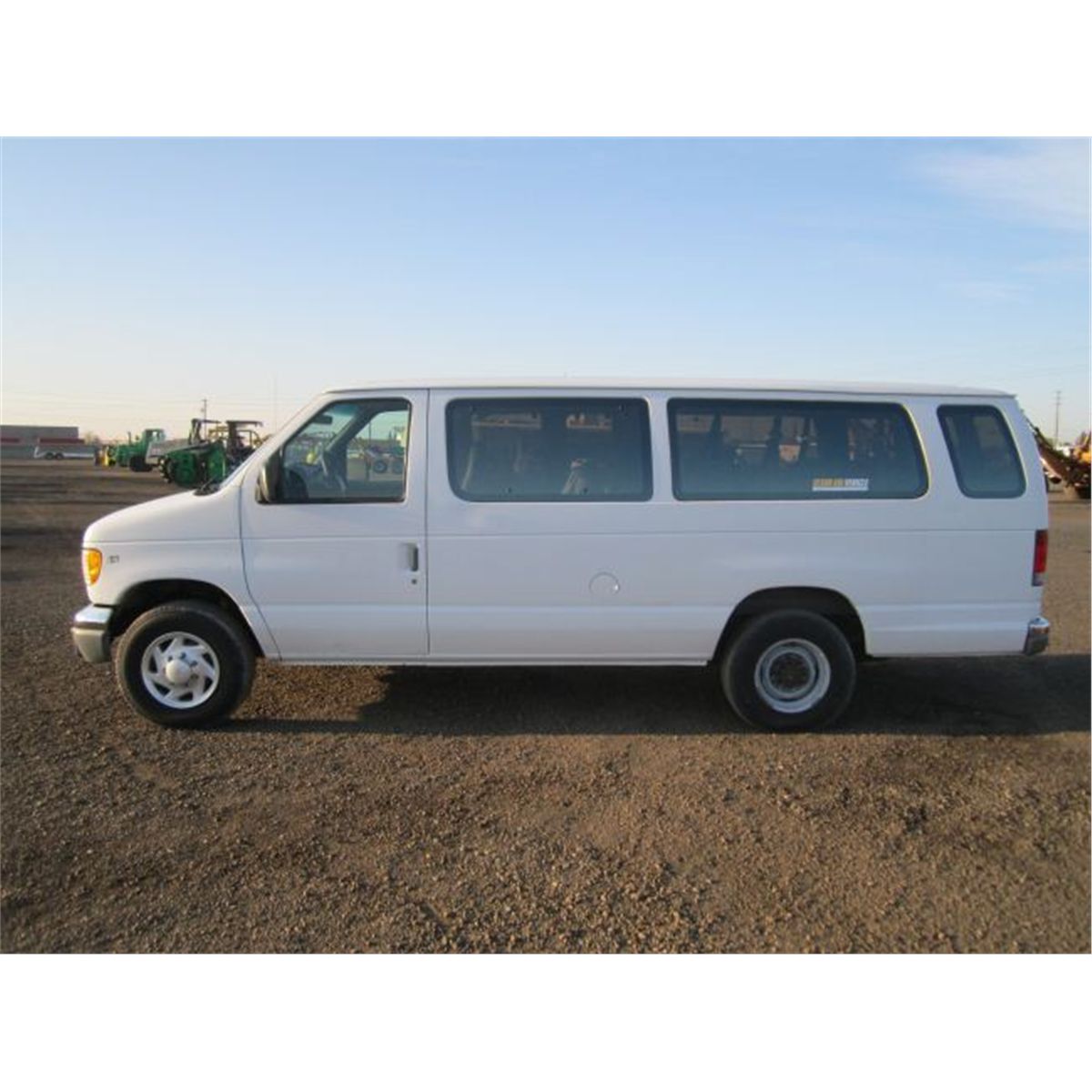 1997 Ford Econoline Club Wagon 10-Passenger Van