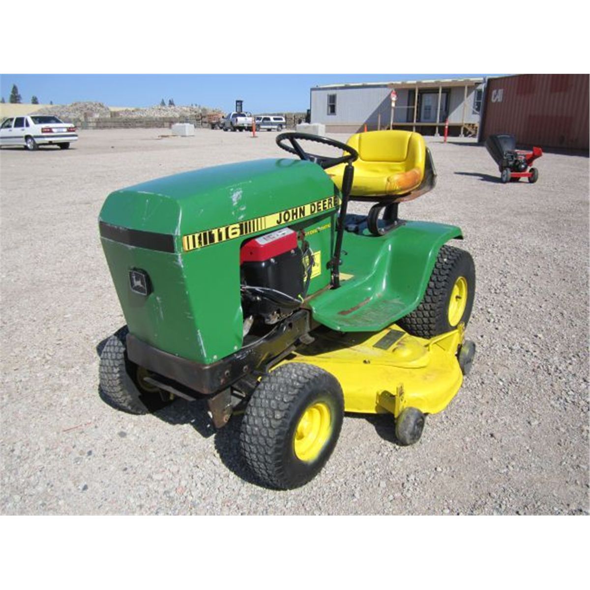 John Deere 116 Ride On Lawn Mower w/ 48" Deck