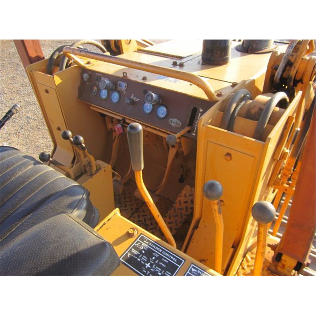 1987 Case 855D Crawler Loader