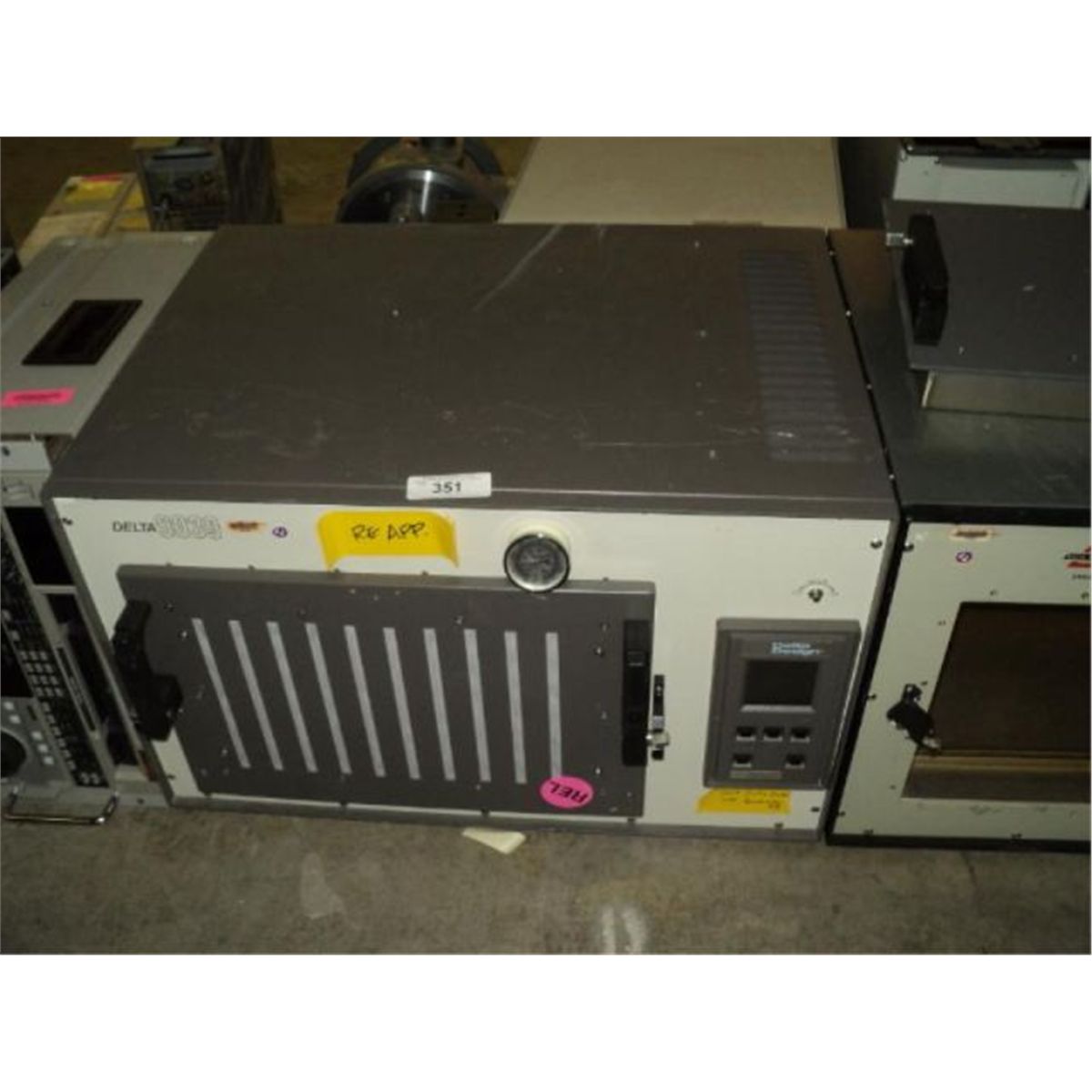 DELTA 9039 OVEN