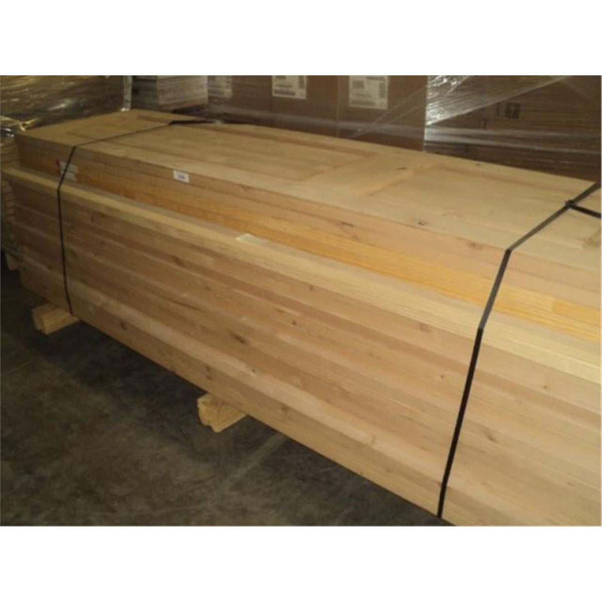 PALLET OF 8' KNOTTY PINE DOORS