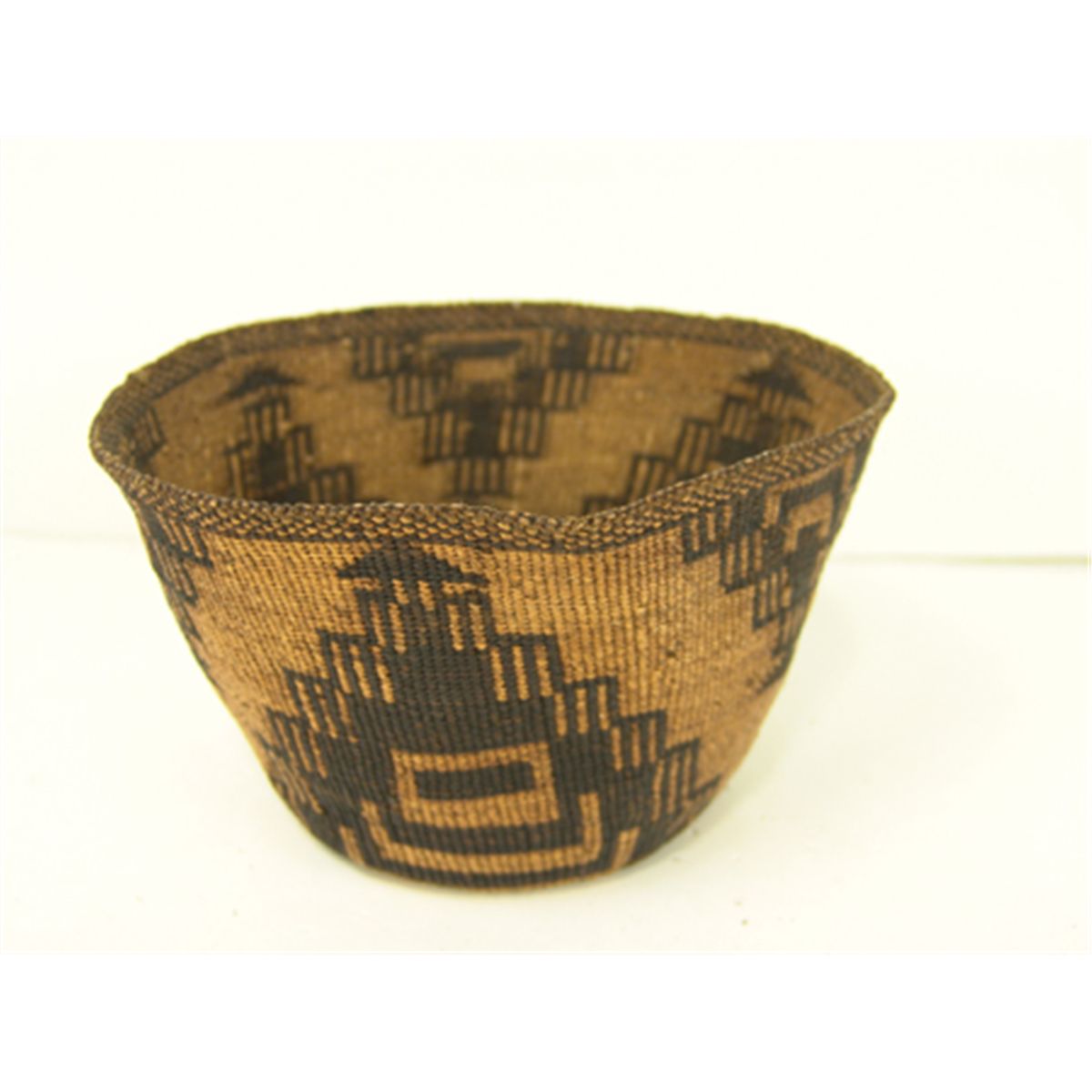 Klamath/Modoc Basket