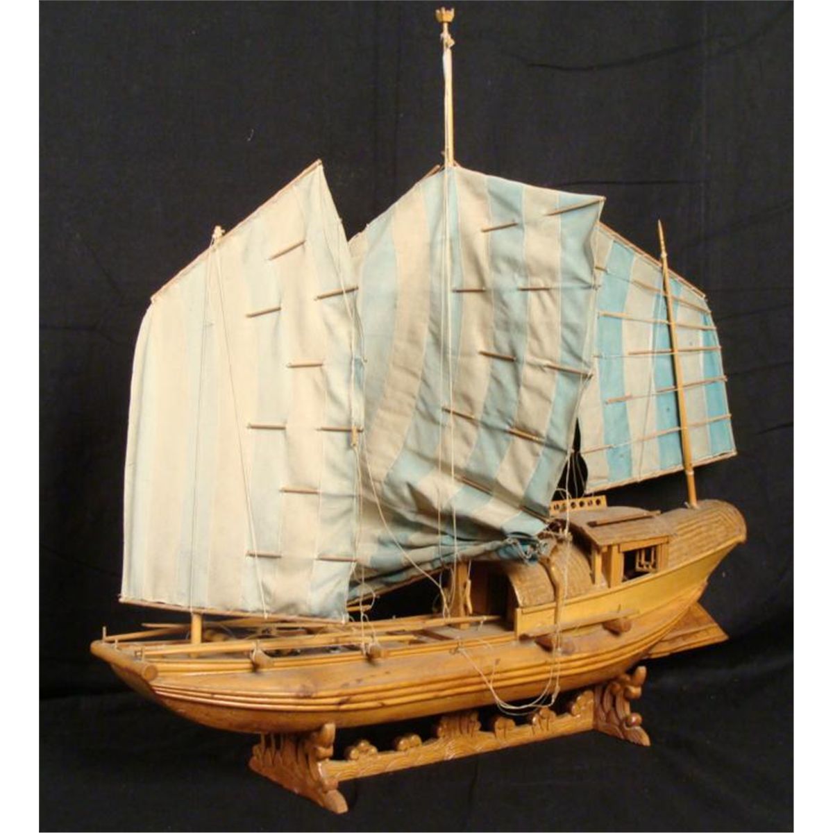 Chinese Vintage Wooden Ship Model Boat Junk 2 ft long