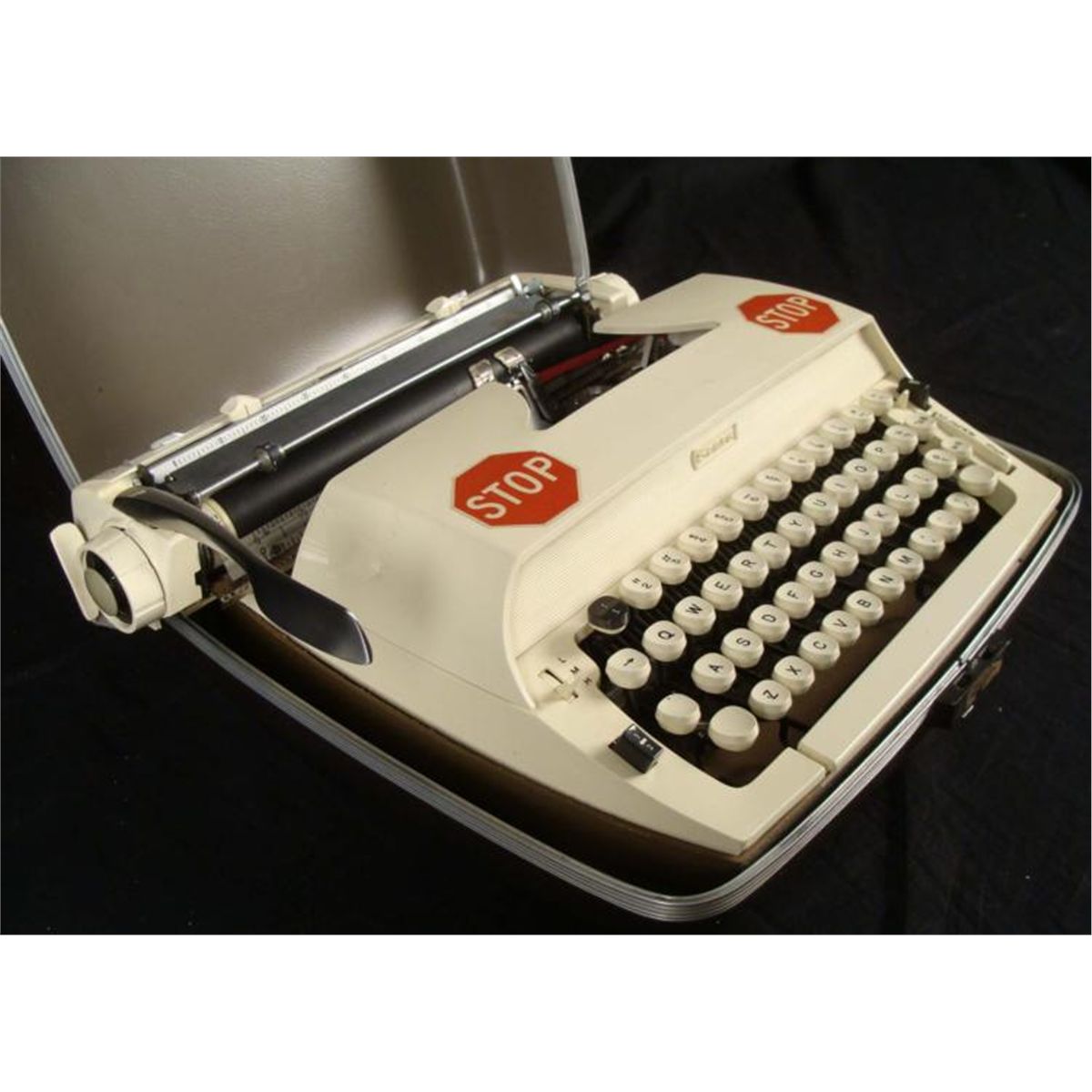 Vintage Sears Citation 1906s Portable Typewriter w/Case