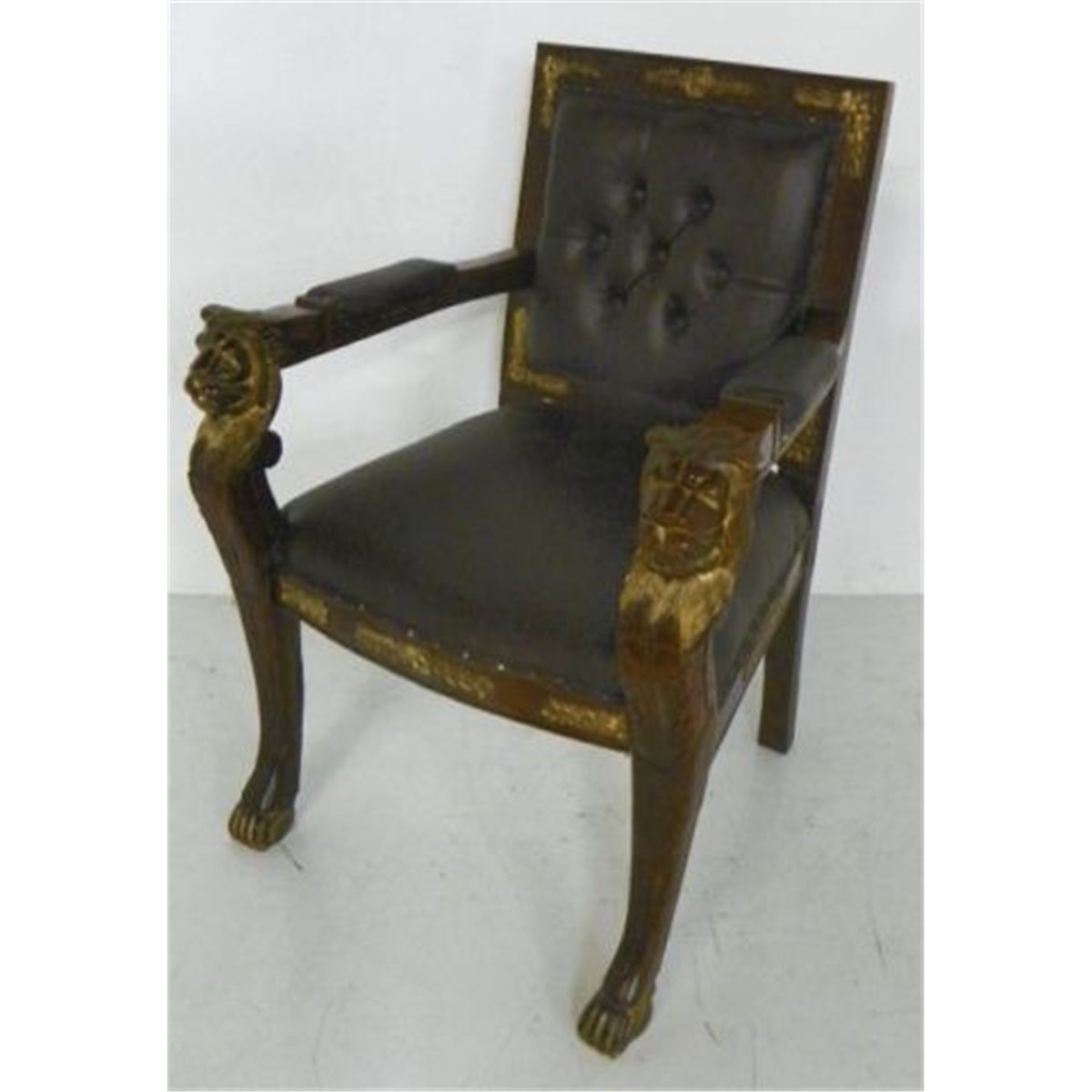Lion head arm chair
