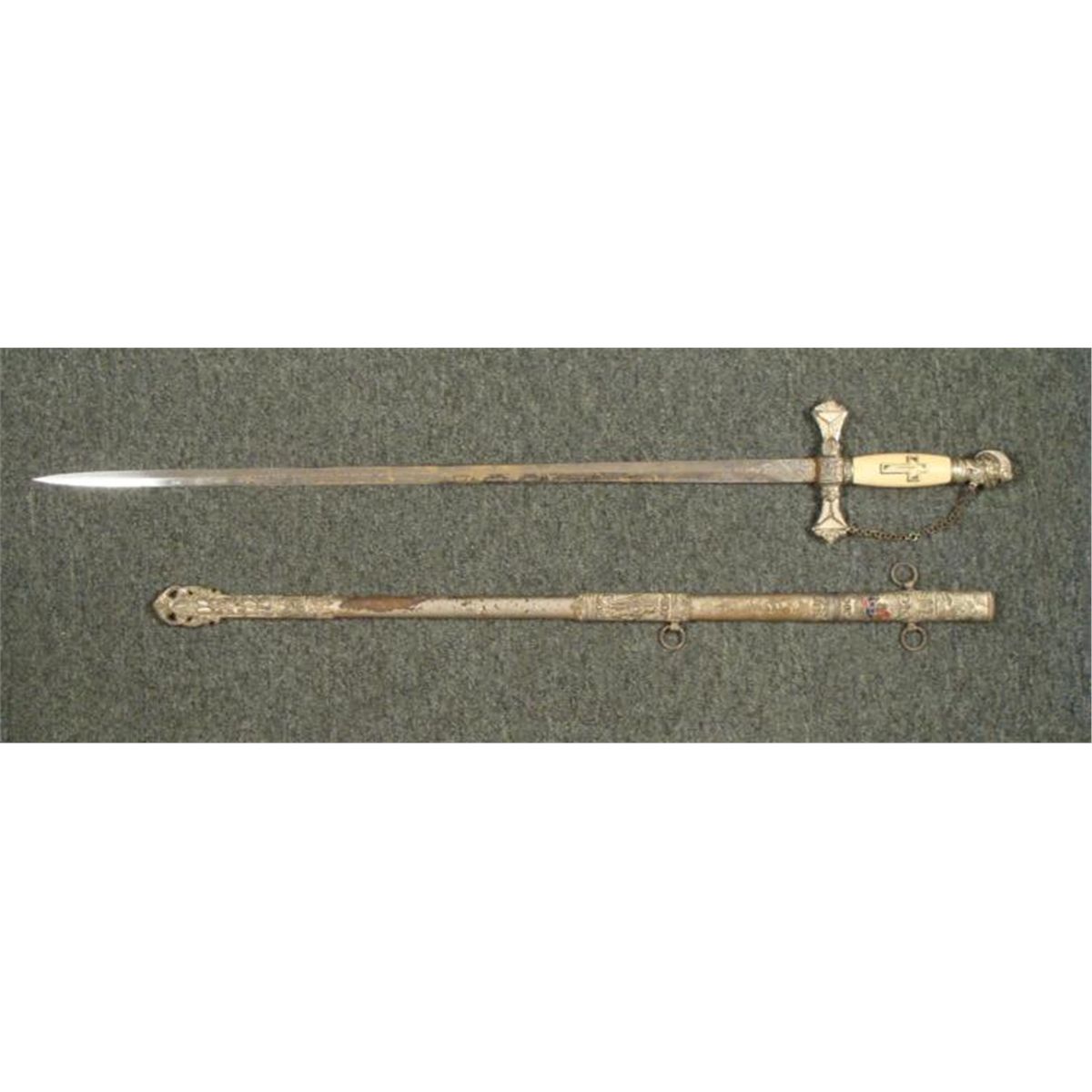VINTAGE ELABORATE KNIGHTS TEMPLAR SWORD DOUBLE ENGRAVED
