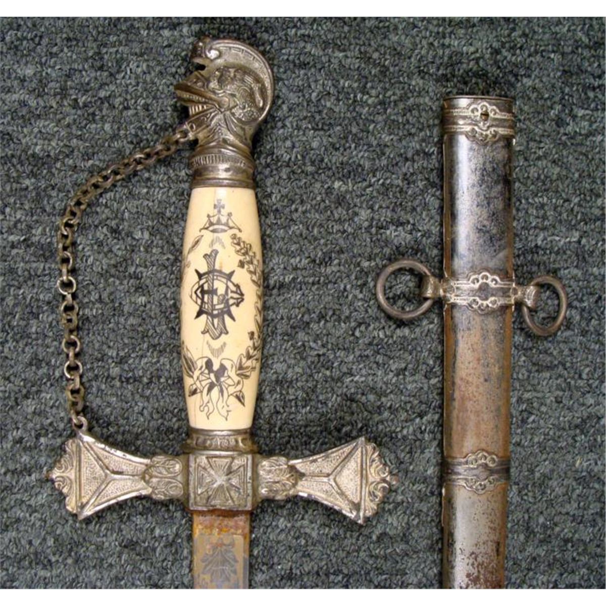 VINTAGE ELABORATE KNIGHTS TEMPLAR SWORD DOUBLE ENGRAVED