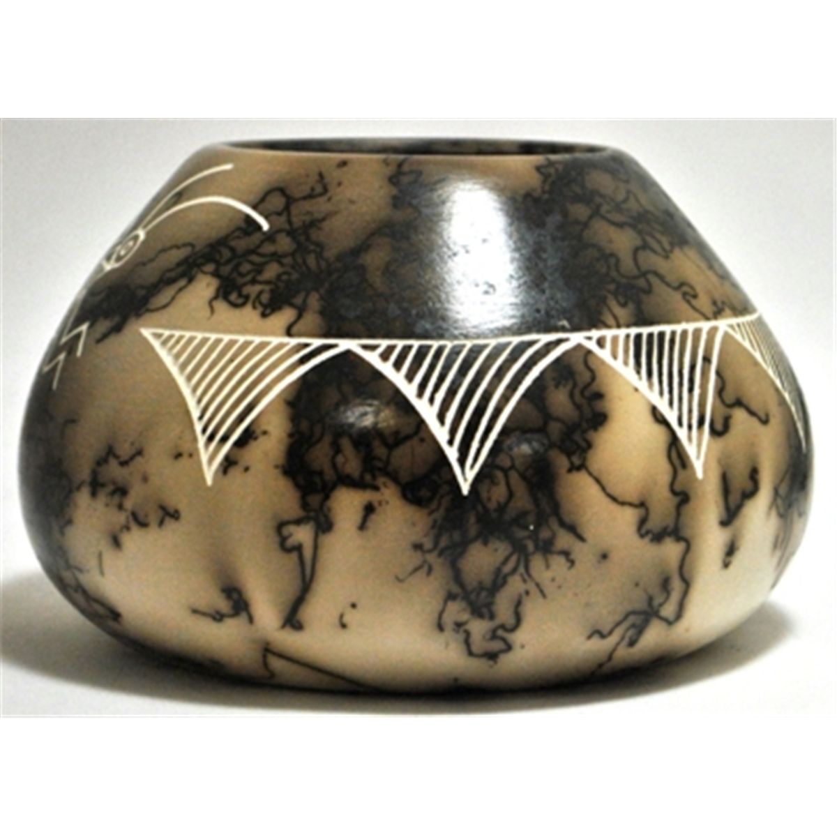 Acoma Pueblo Butterfly Etched Horsehair Pottery - Gary Yellow Corn Louis