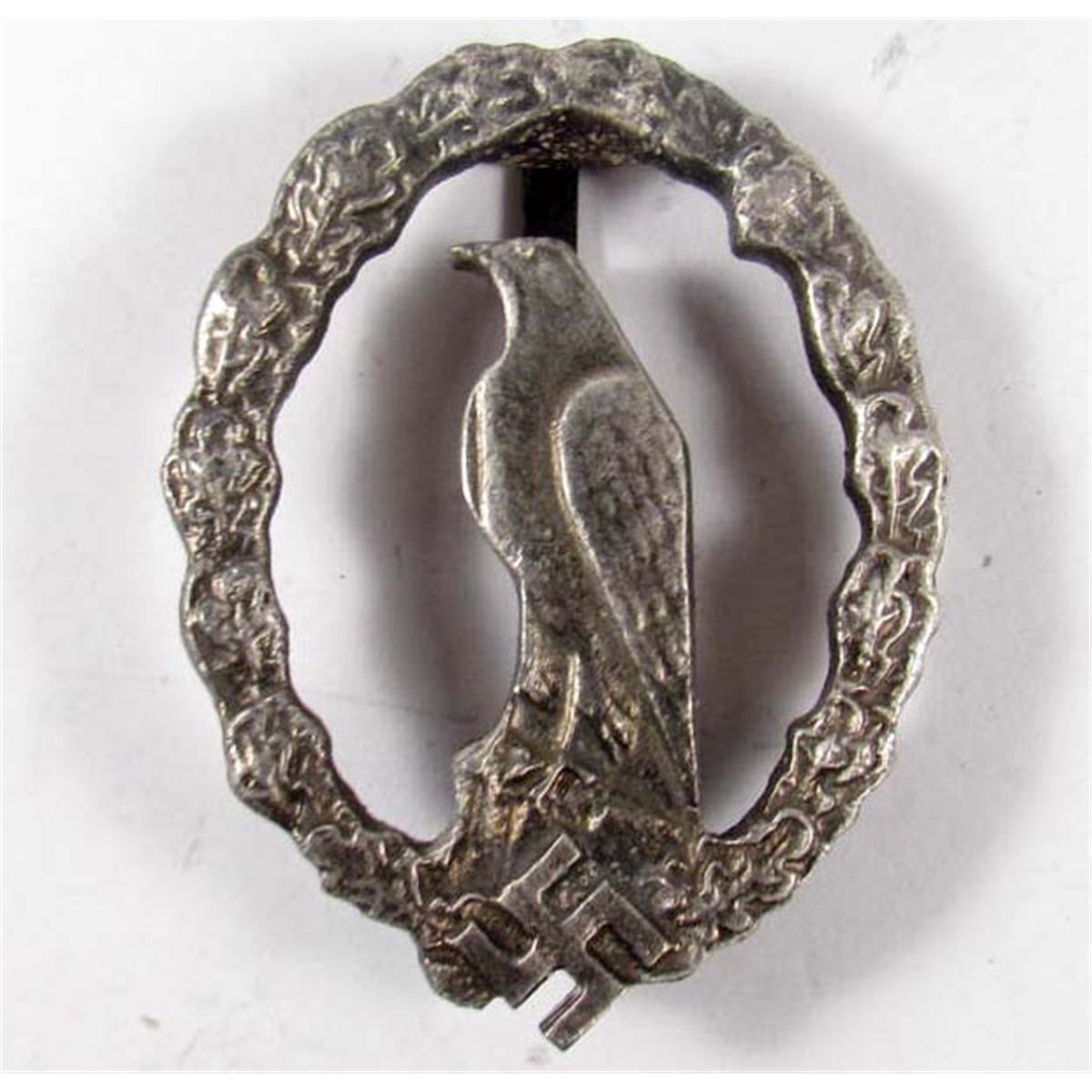 GERMAN NAZI LUFTWAFFE BADGE