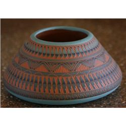 Native American Pottery, etched Signed: Evelyn Johnson