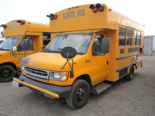1997 Ford E-350 Passenger School Bus