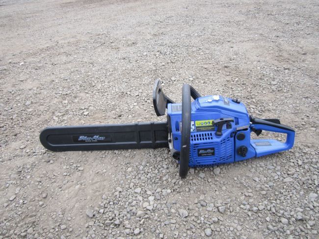 Blue Max Super Steel 18" Chain Saw