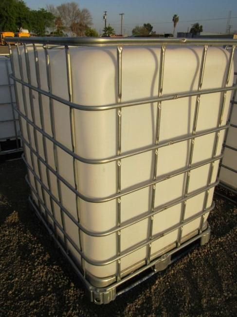 300 Gallon Poly Water Tank