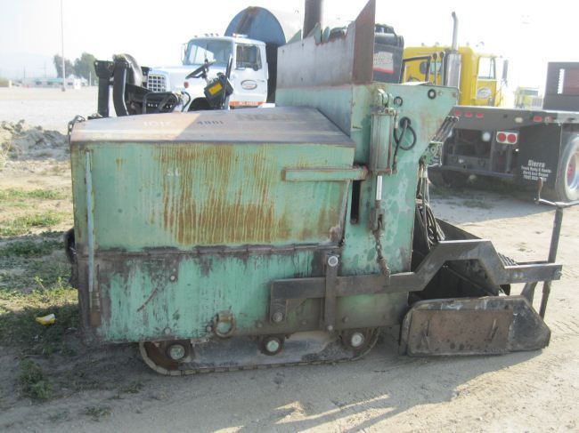 Neal DM-5500 Asphalt Paver