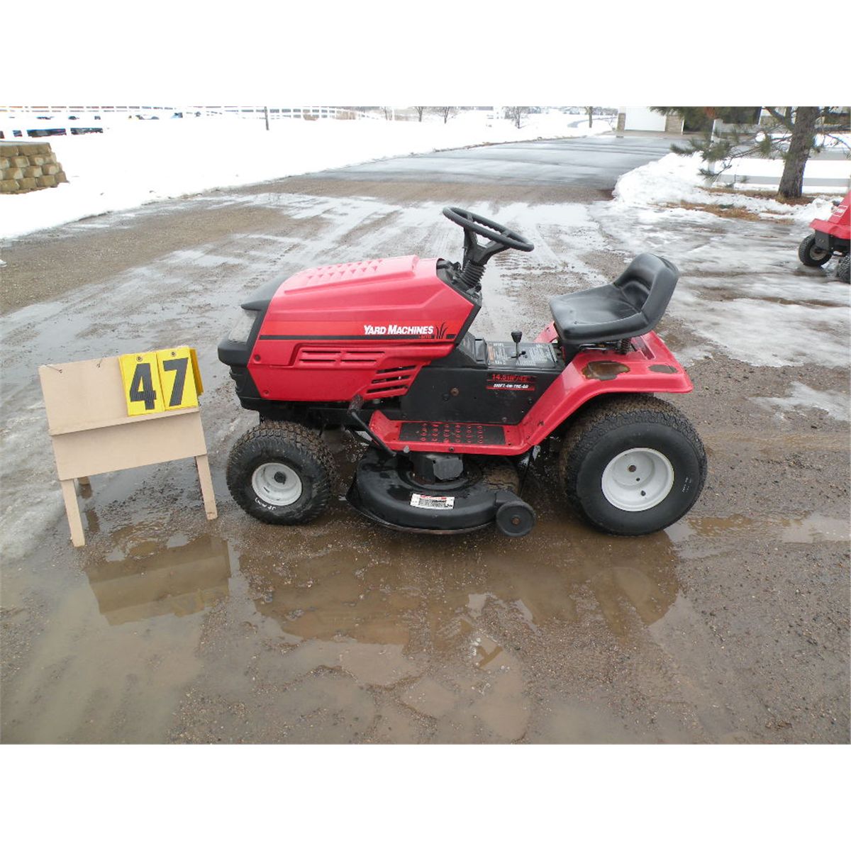 Yard Machine 42" 14.5hp mower