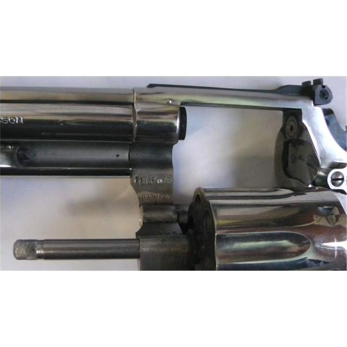 Smith and Wesson 357 Revolver Model 19-4. 6" barrel, red ramp sight ...