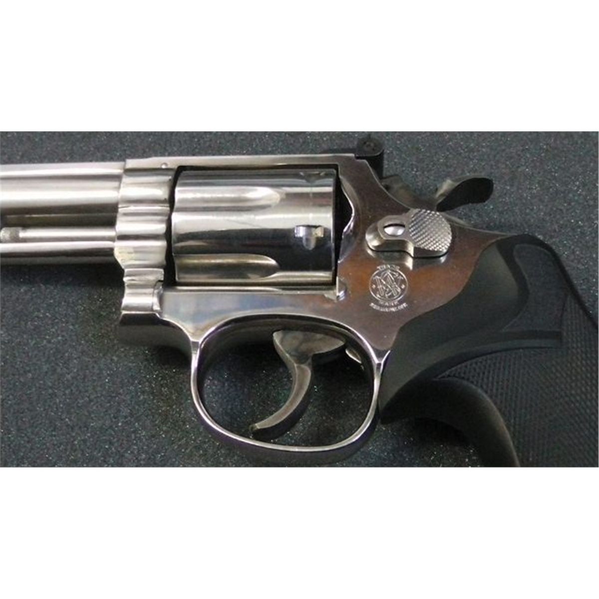 Smith and Wesson 357 Revolver Model 19-4. 6" barrel, red ramp sight ...