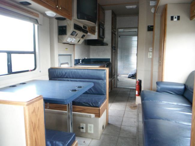 2002 Freightliner T/A 45' Toy Hauler