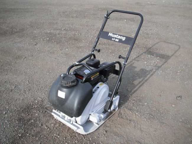 Mustang LF88 Plate Compactor