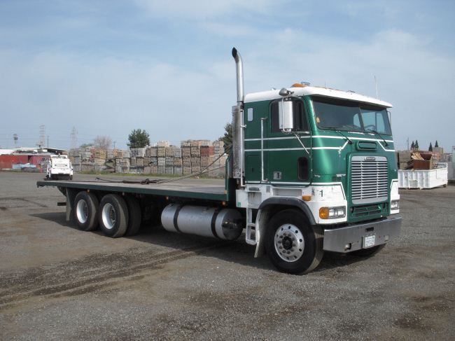 1997 Freightliner T/A Cab-Over Flatbed Hay Truck
