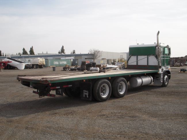 1997 Freightliner T/A Cab-Over Flatbed Hay Truck