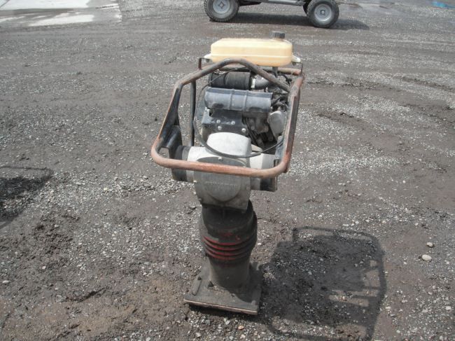 DynaPac LT72 Upright Tamper