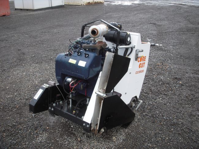 Diamond Core Cut CC3500 Self-Propelled Concrete Saw