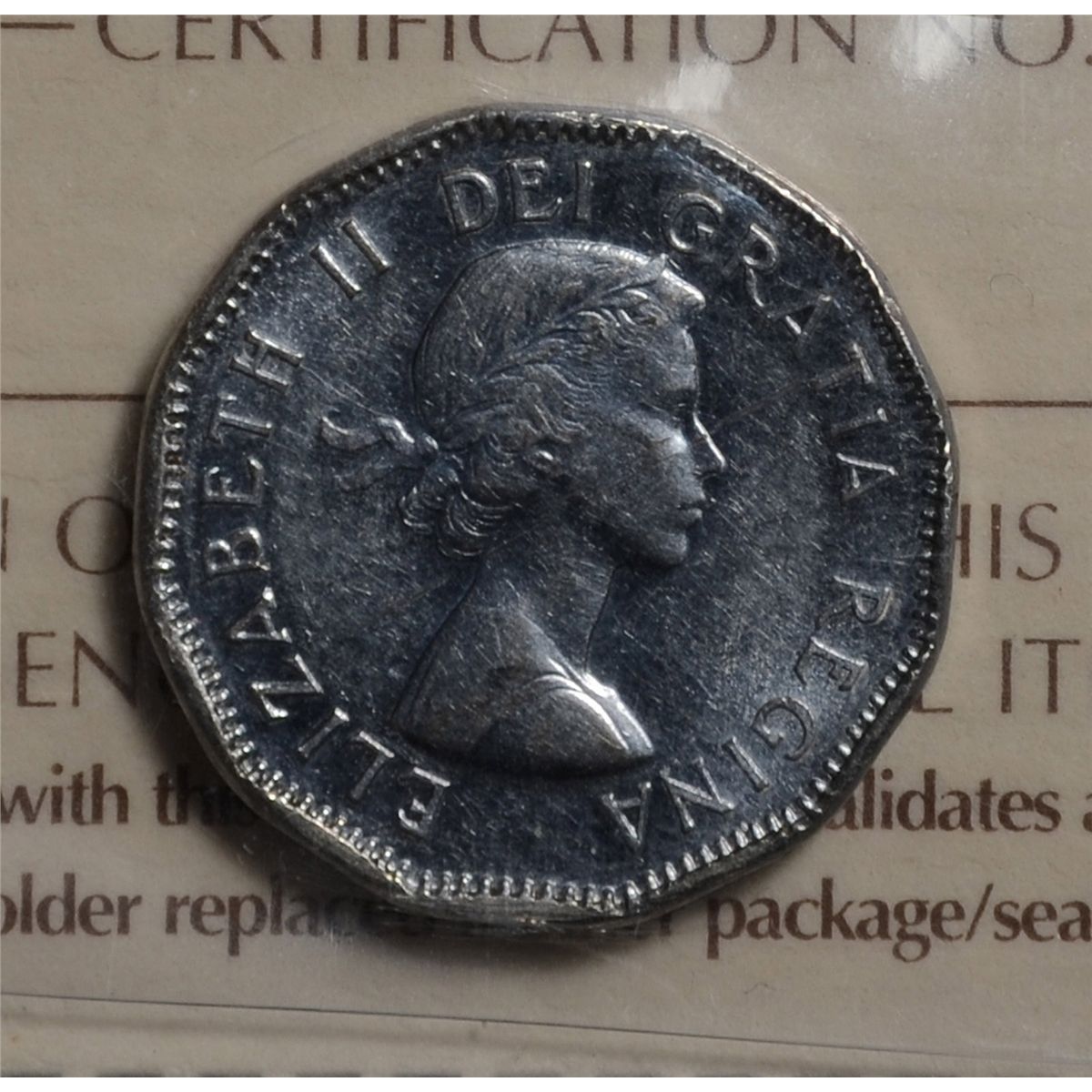 5 Cents 1953 Shoulder Fold, Far Leaf, Mule. ICCS EF-40 Scratch.