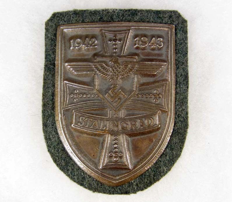 GERMAN NAZI STALINGRAD SHIELD W/ GREEN WOOL BACKING